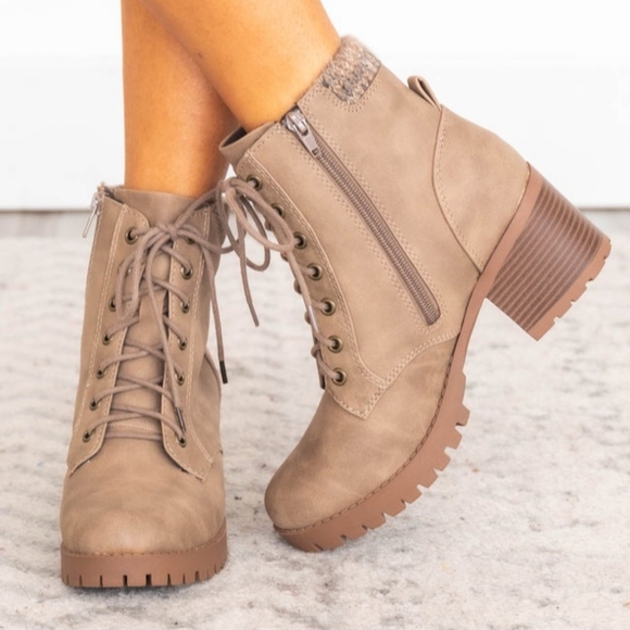 Pink Lily | Shoes | Pink Lily Boots | Poshmark